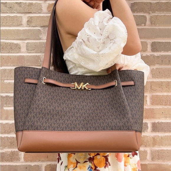 Michael Kors | Bags | Michael Kors Reed Large Belted Logo Shoulder Bag ...